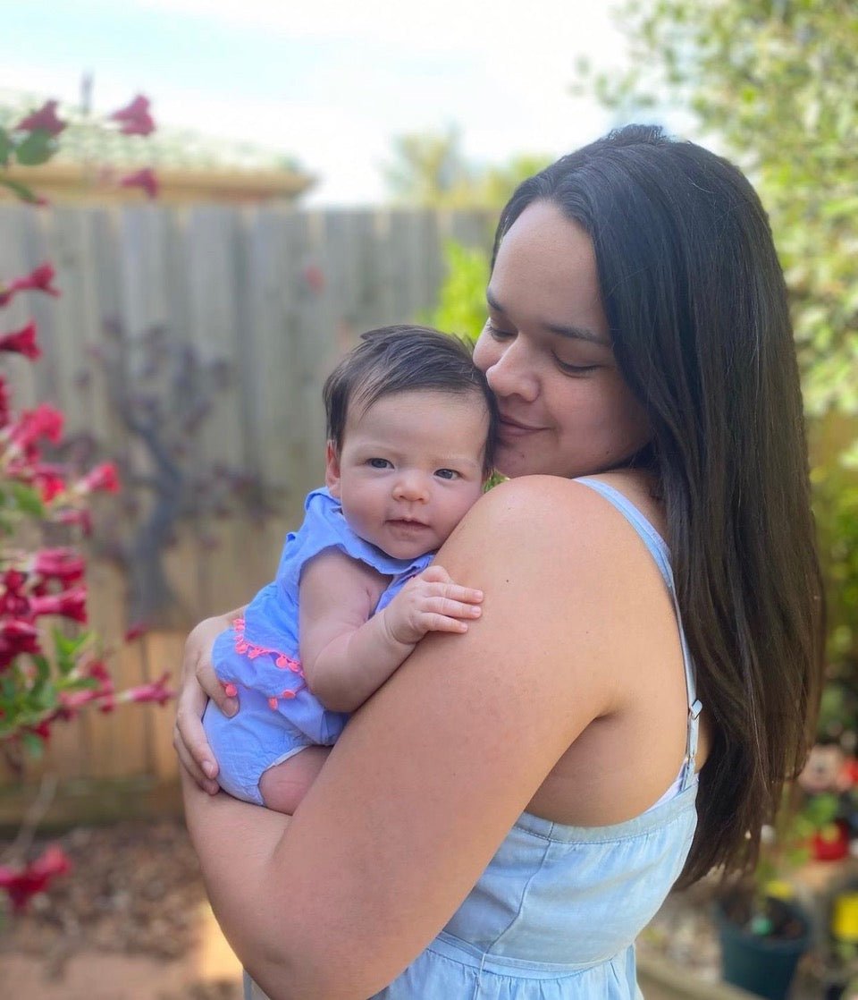 Breastfeeding wasn't right for me - Lisa's feeding journey – Sprout Organic